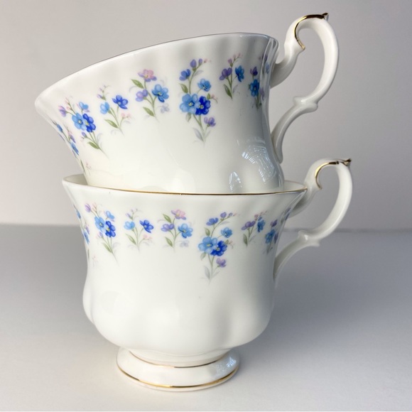 Royal Albert | Dining | Royal Albert Memory Lane Bone China Teacups No ...